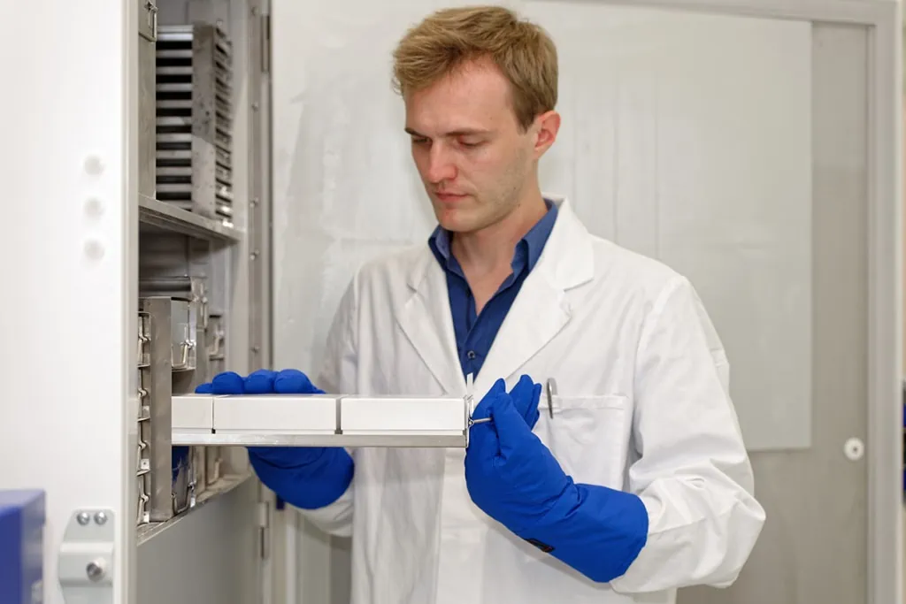 Freezing Cell and Gene Therapy Products - B Medical Systems